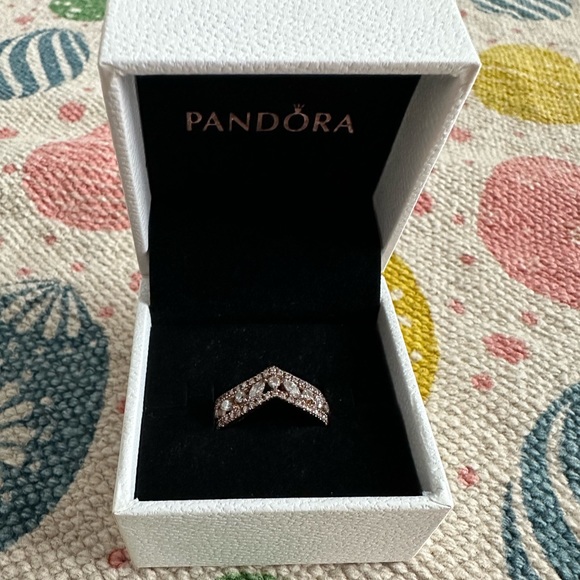 Pandora | Jewelry | Pandora | Poshmark